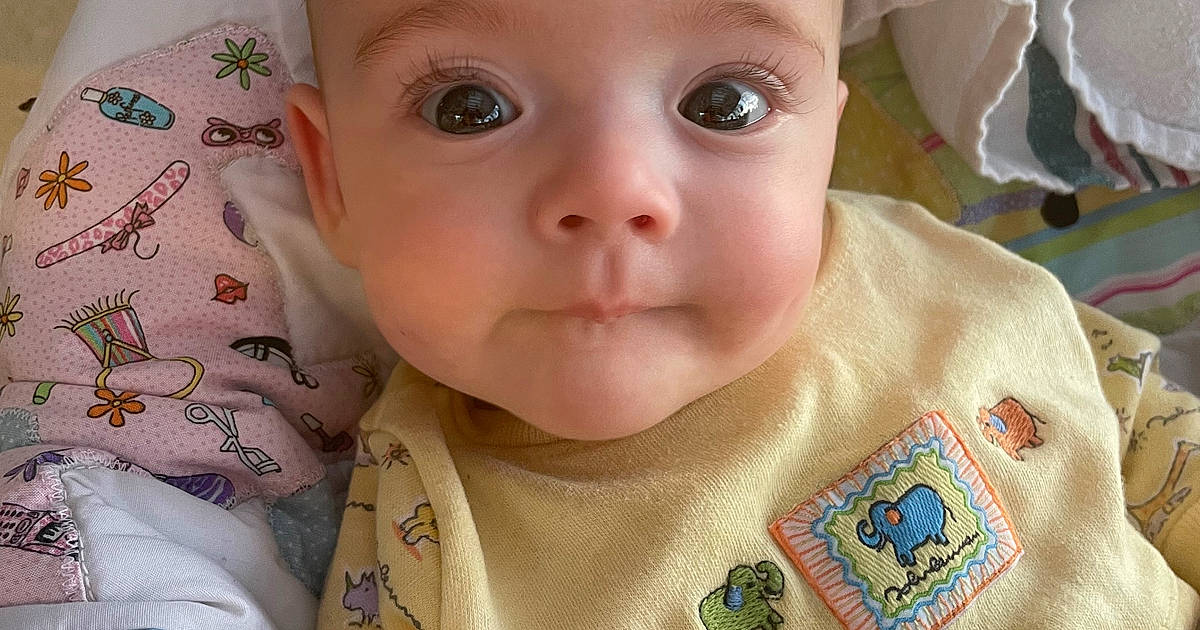 Vote Naomi from Alamogordo in Cutest Baby Contest - Win Prizes