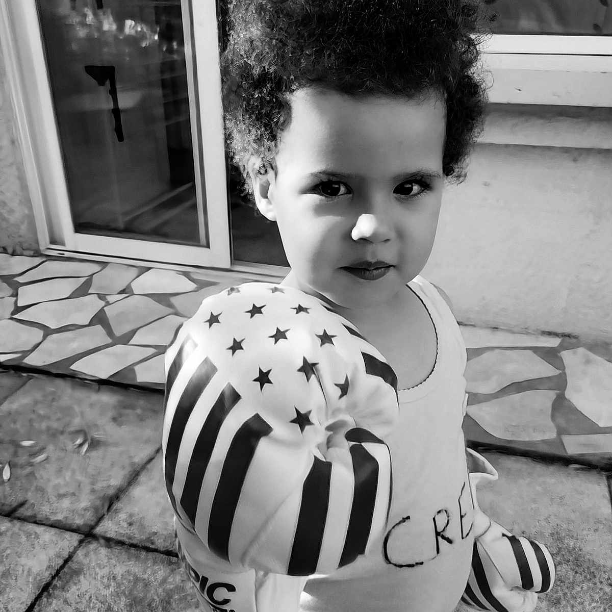 Naelle : Signification, origine, personnalité et popularité du prénom bébé