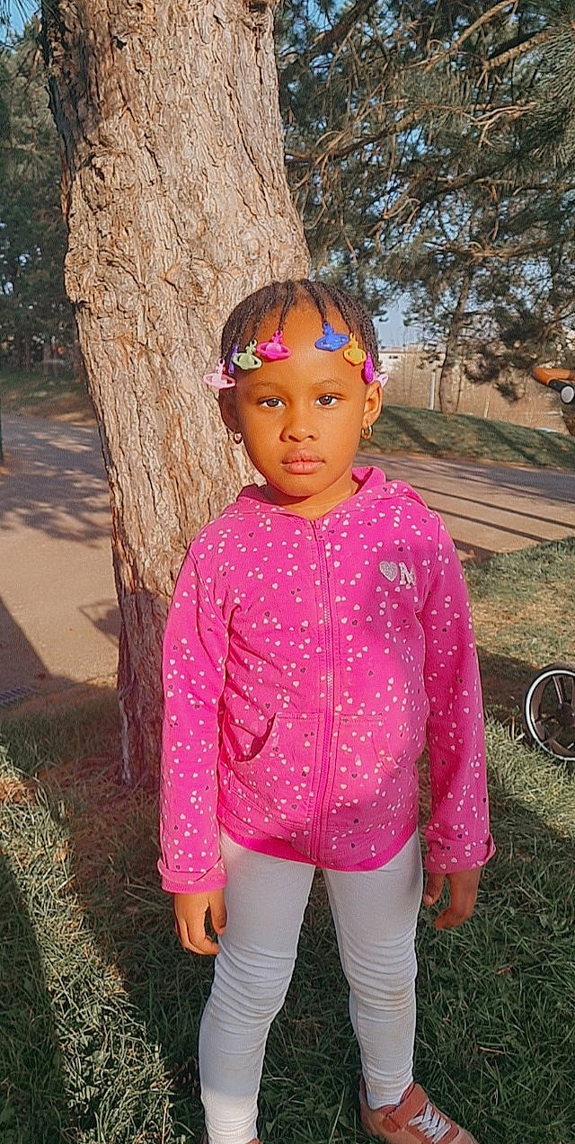 Assya : Signification, origine, personnalité et popularité du prénom bébé